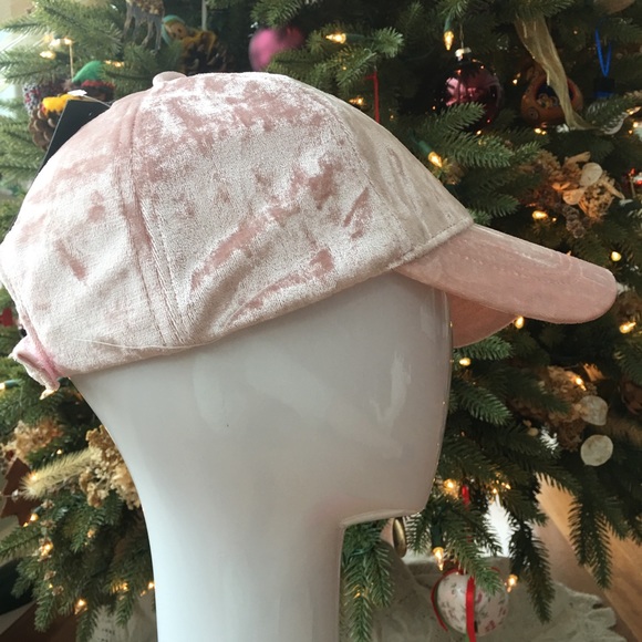 David & Young | Accessories | New Pink Velour Velvet Hat Womens ...